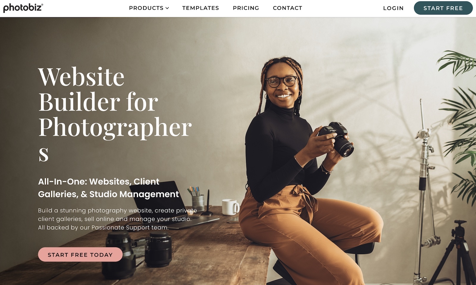 14 Popular Photography Websites In 2025 - Photo Web Designs